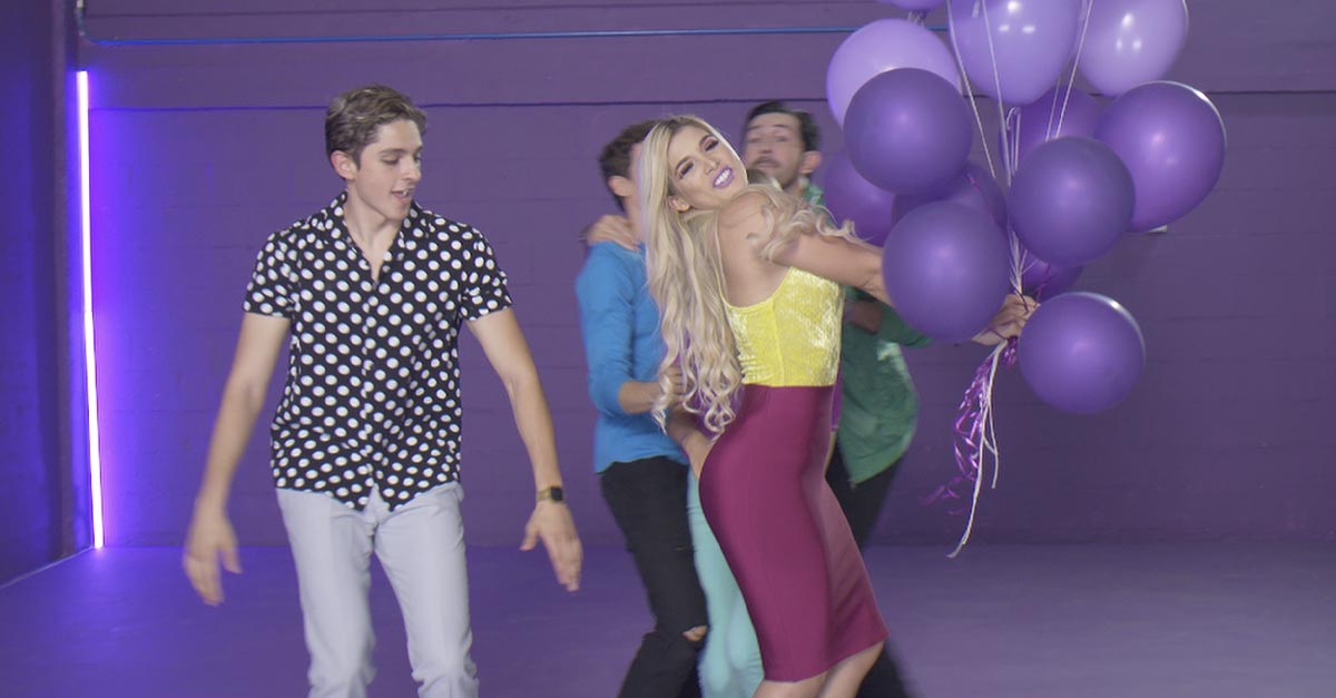 Adrián Castro - Director | Levector